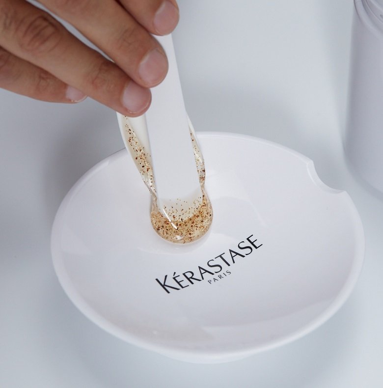 How to apply your Symbiose Micro Peeling