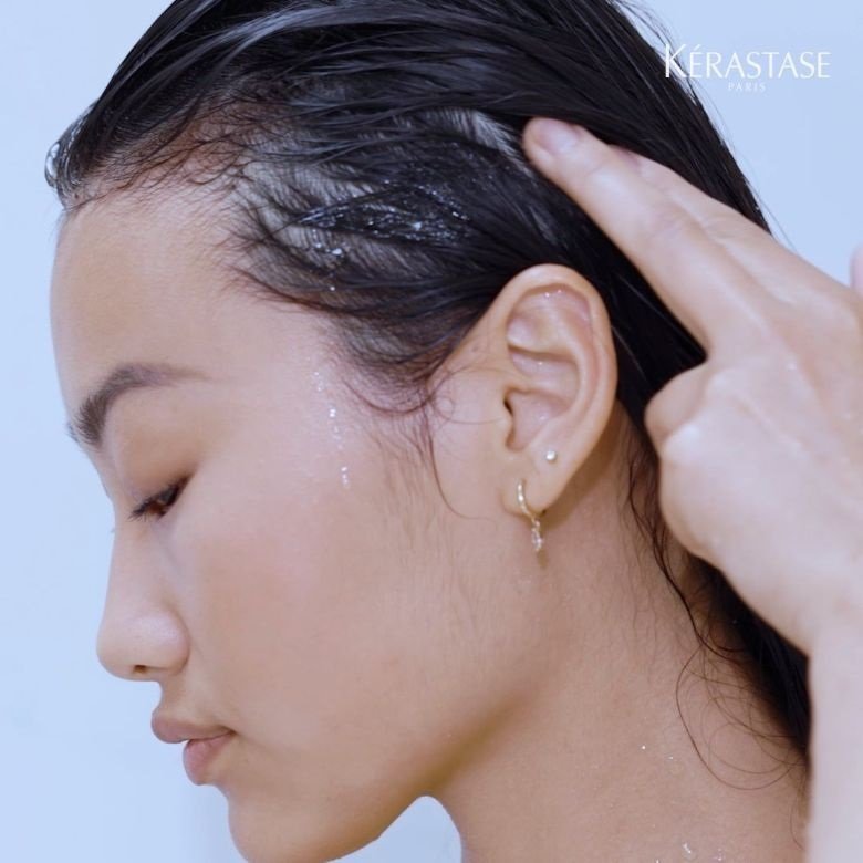 How to apply your Symbiose Micro Peeling